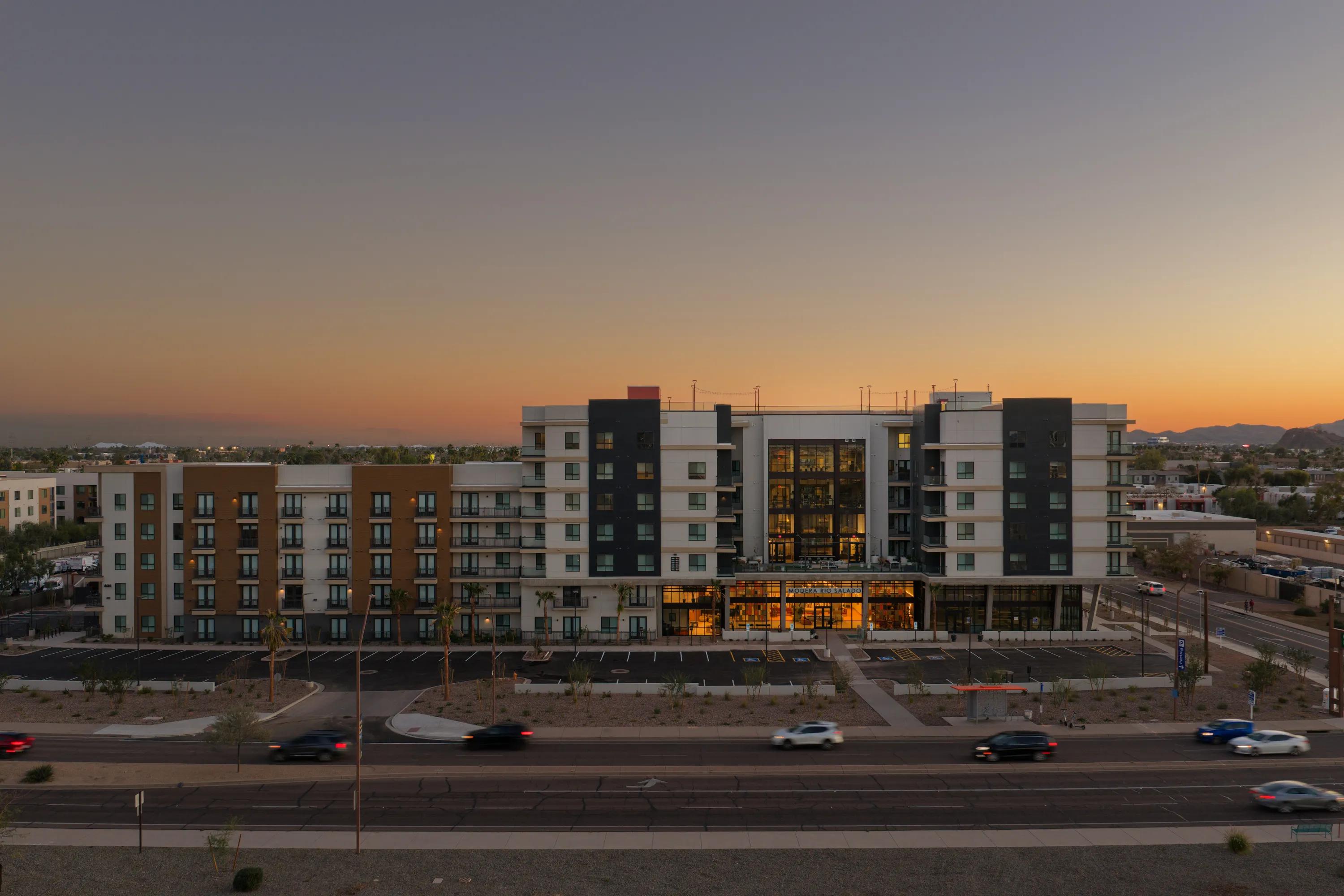 Modera Rio Salado Apartment Photos & Tours | Tempe, AZ