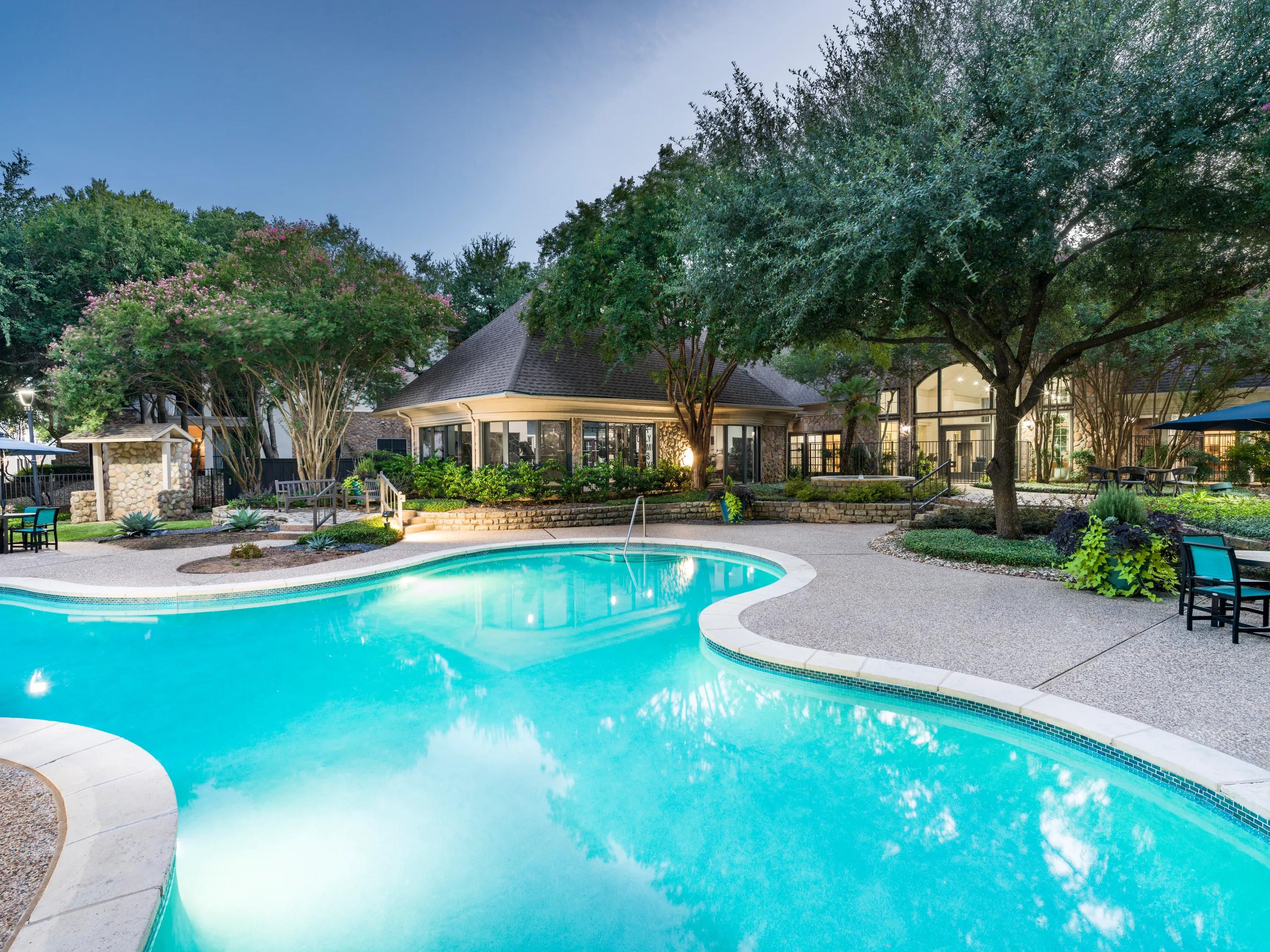 Gallery: Alister Sunset Valley Southwest Austin Apartments