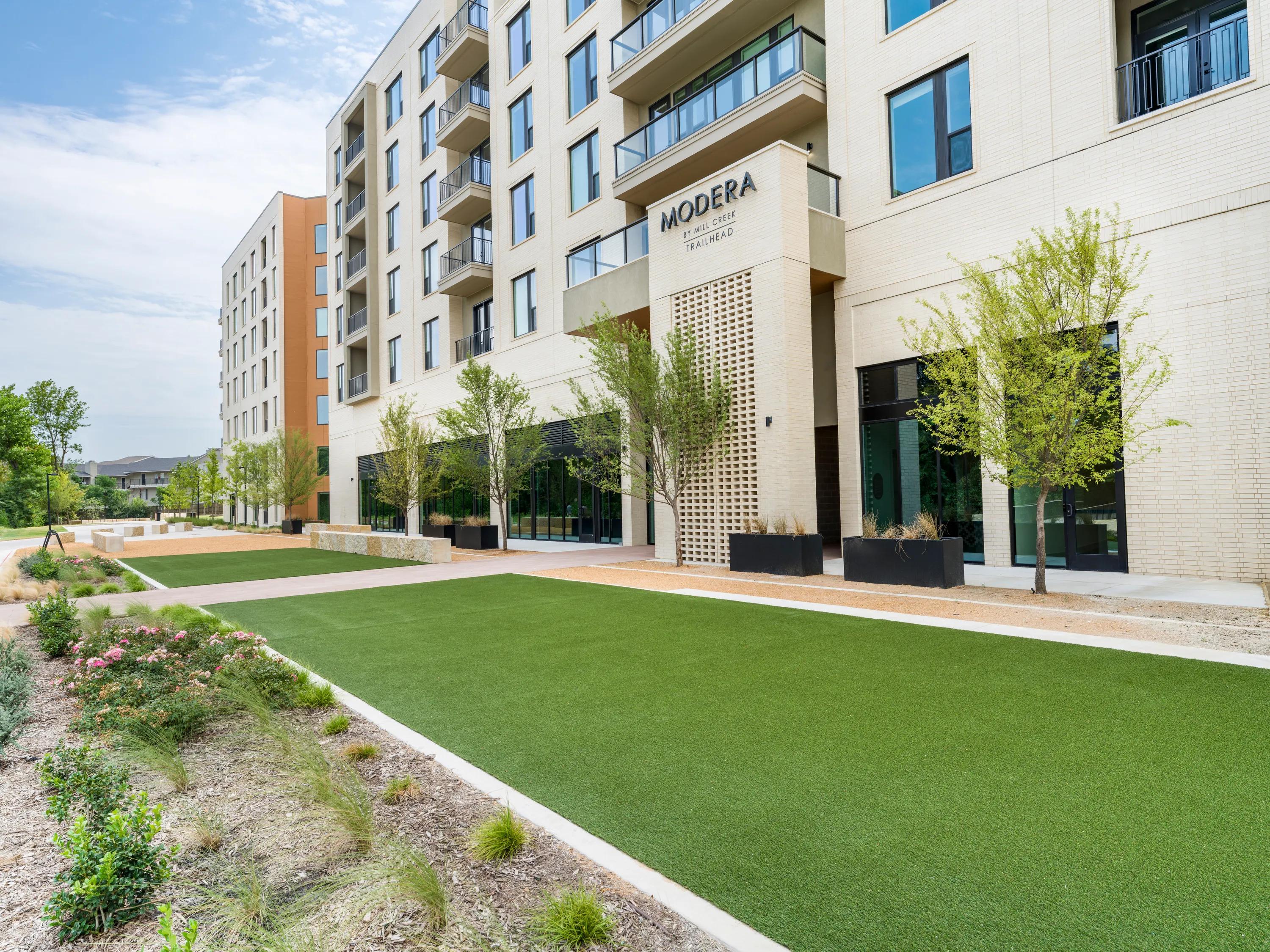 Amenities at Modera Trailhead — Dallas, TX Apartments