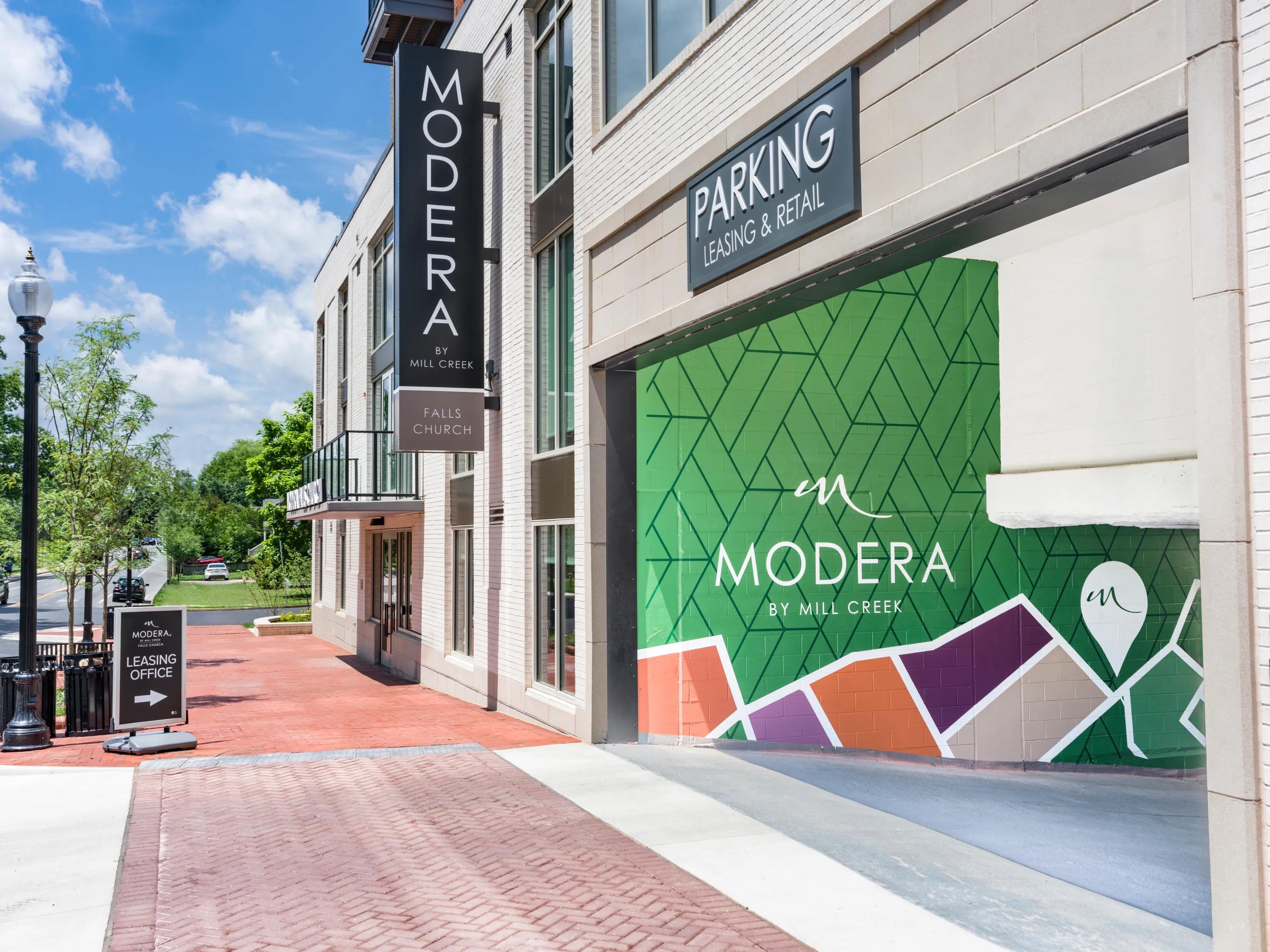 View Photos & Virtual Tours: Apartments in Falls Church, VA