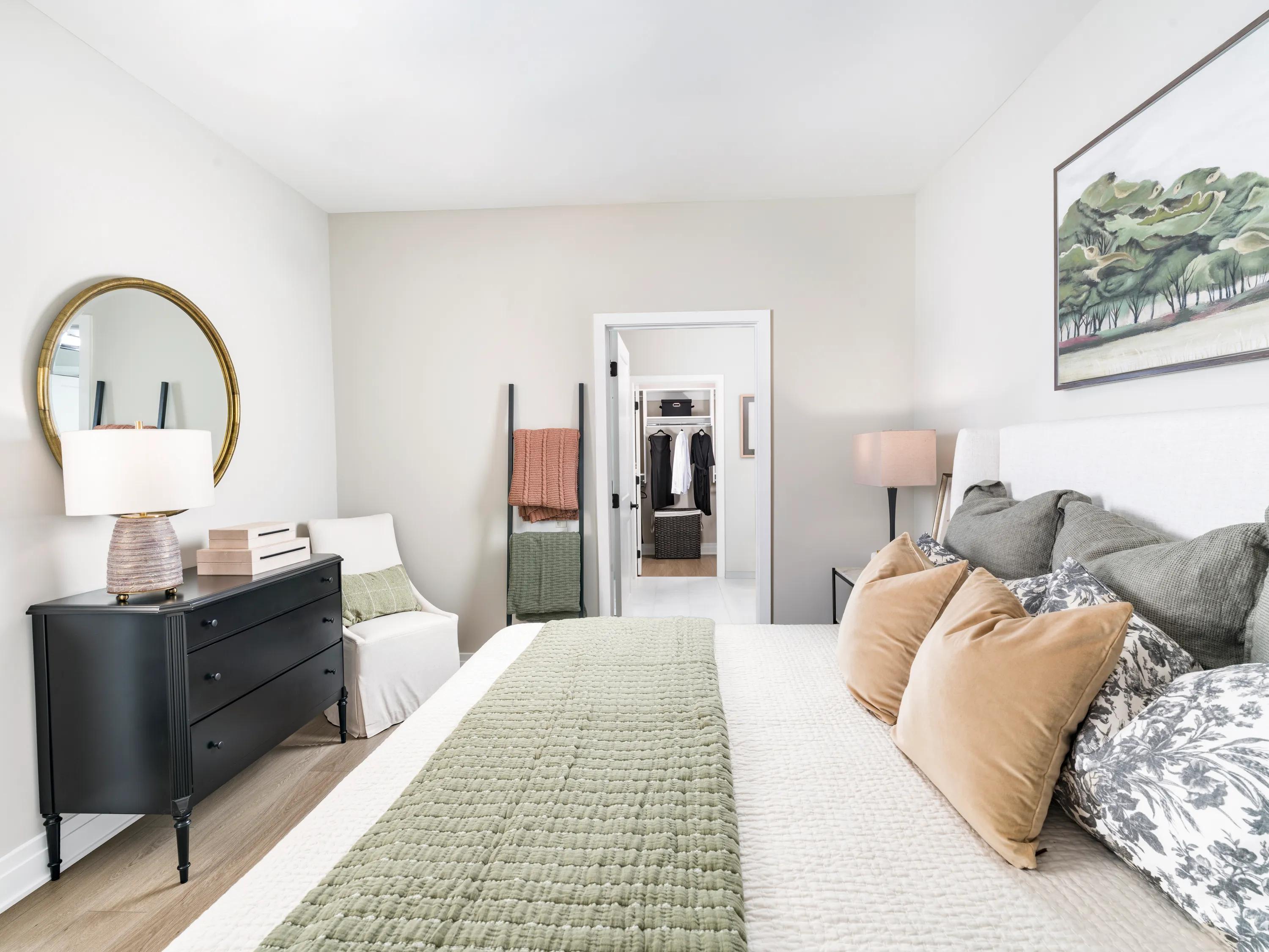View Photos & Virtual Tours: Apartments in Falls Church, VA