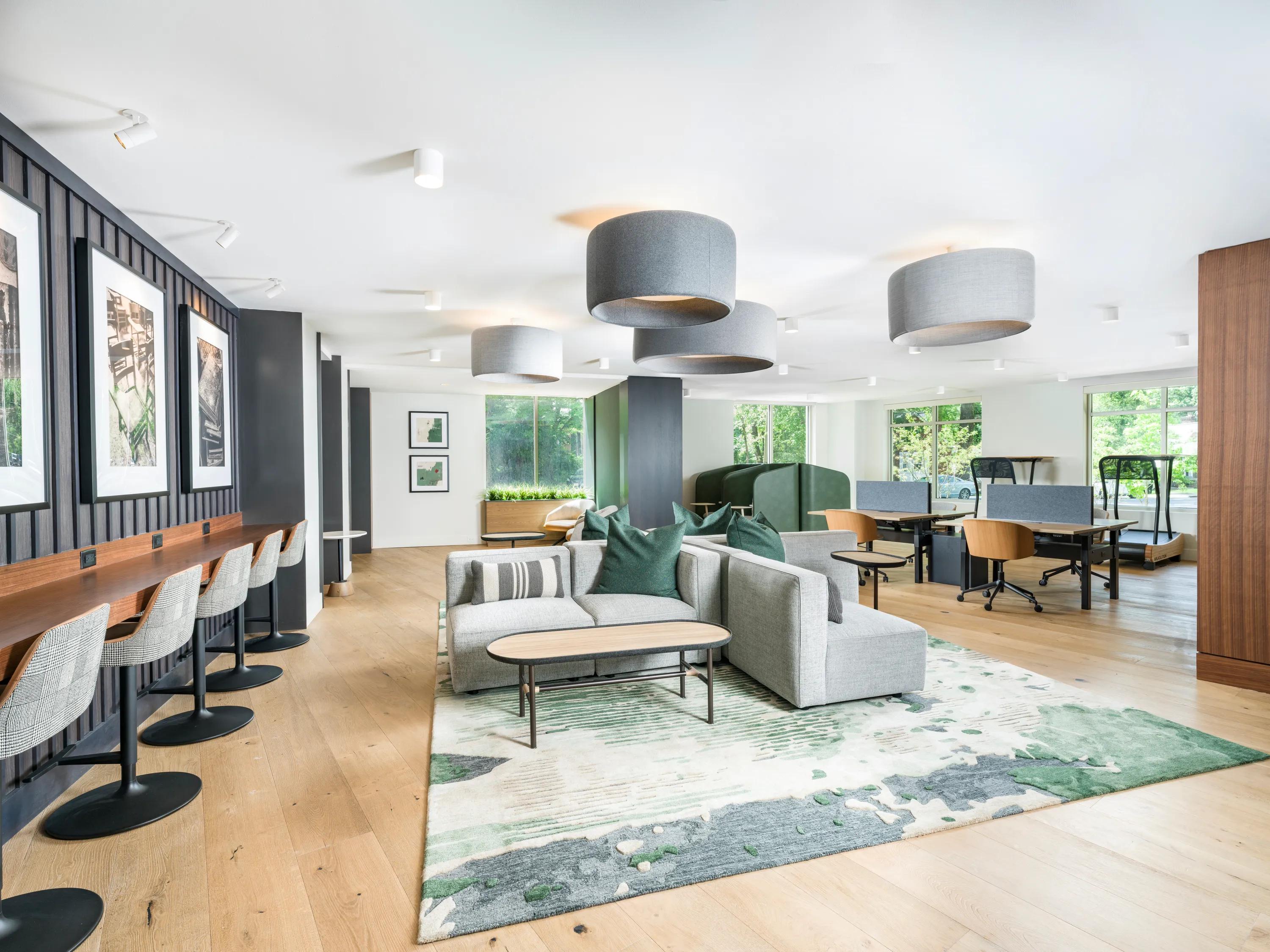View Photos & Virtual Tours: Apartments in Falls Church, VA
