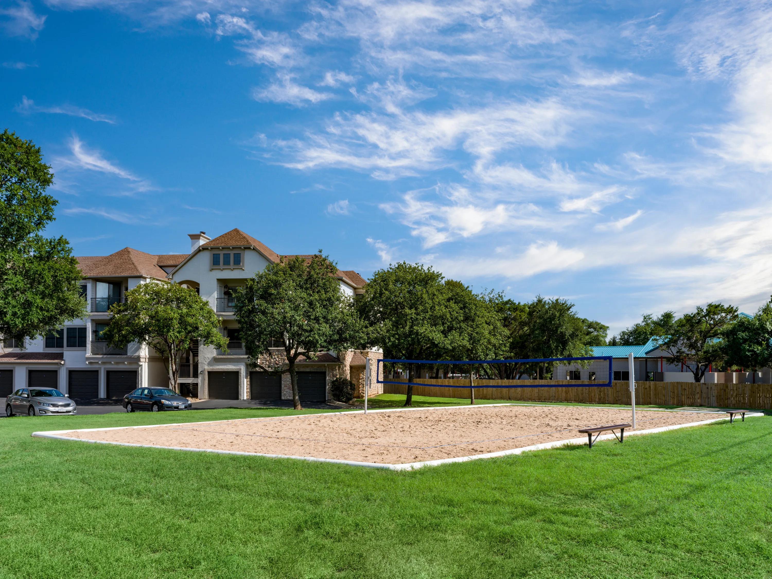 Gallery: Alister Sunset Valley Southwest Austin Apartments