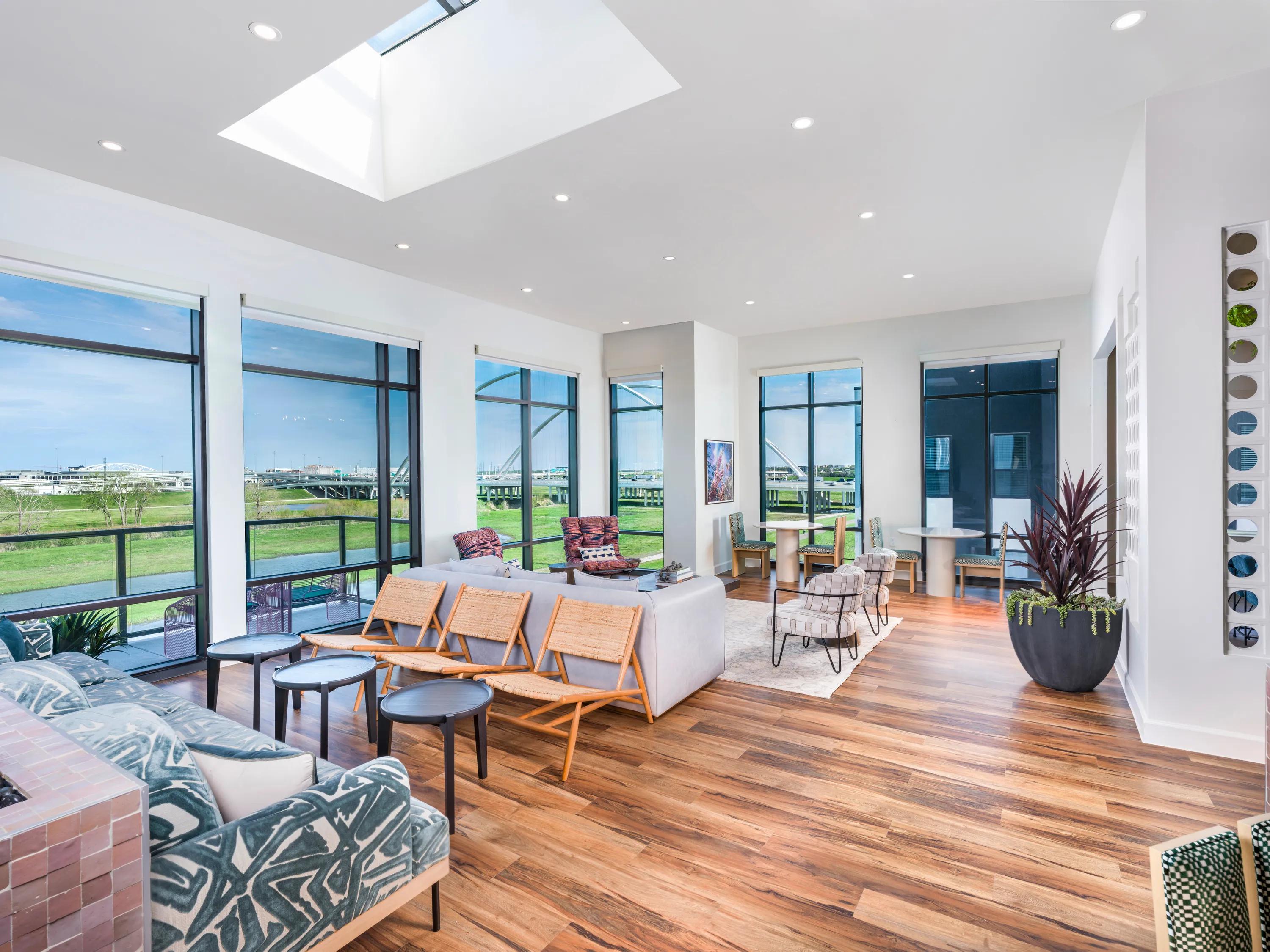 Click through the Photo Gallery Apartments in Dallas, TX