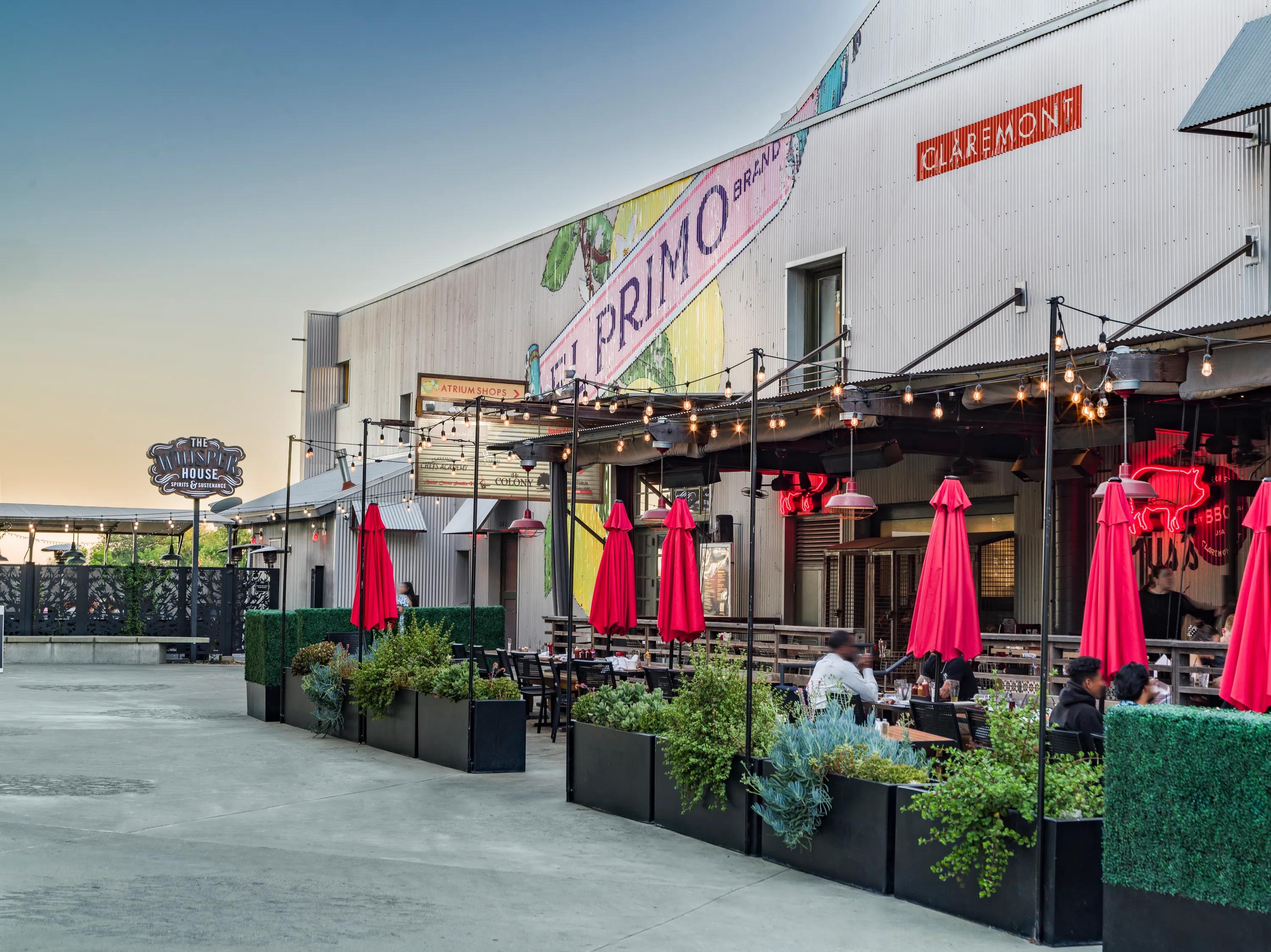 View the Photo Gallery: Upscale Apartments in Pomona, CA