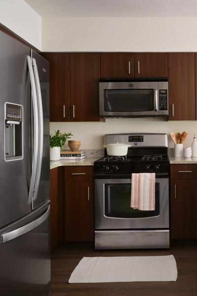 The Metropolitan at 40 Park: Morristown Apartments | Home