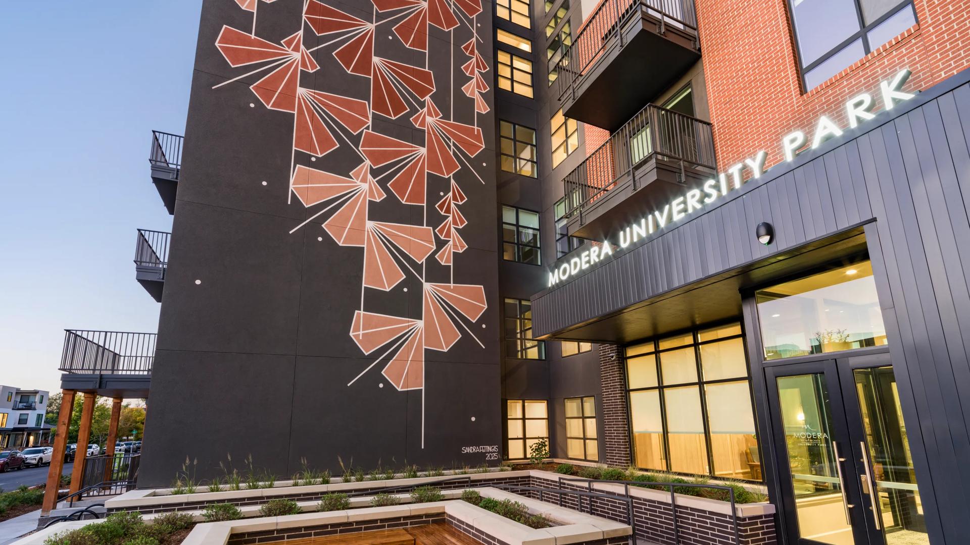 Modera University Park–New Denver Apartments | Official Site