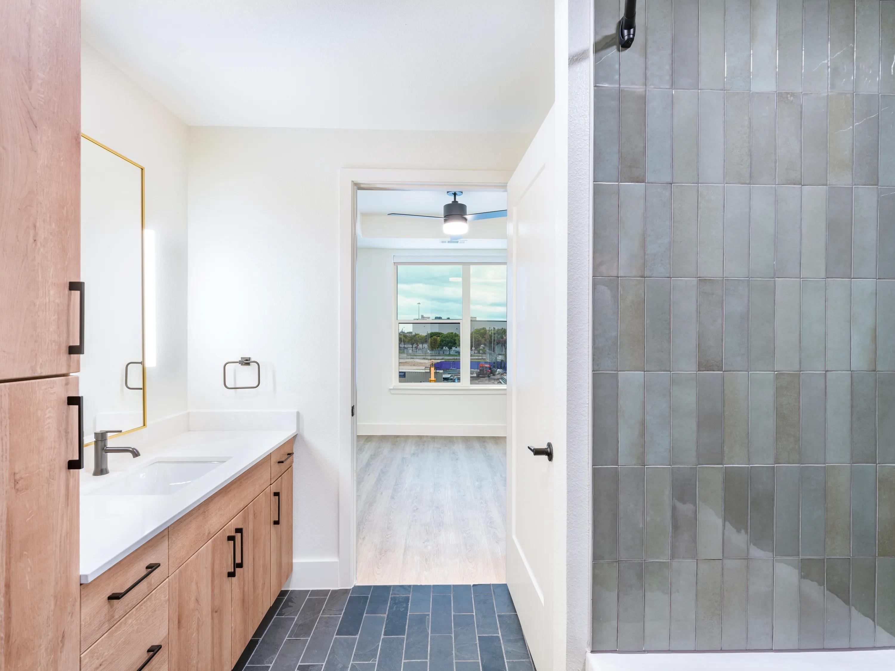 View the Gallery: Modera St. Paul, Dallas Apartments