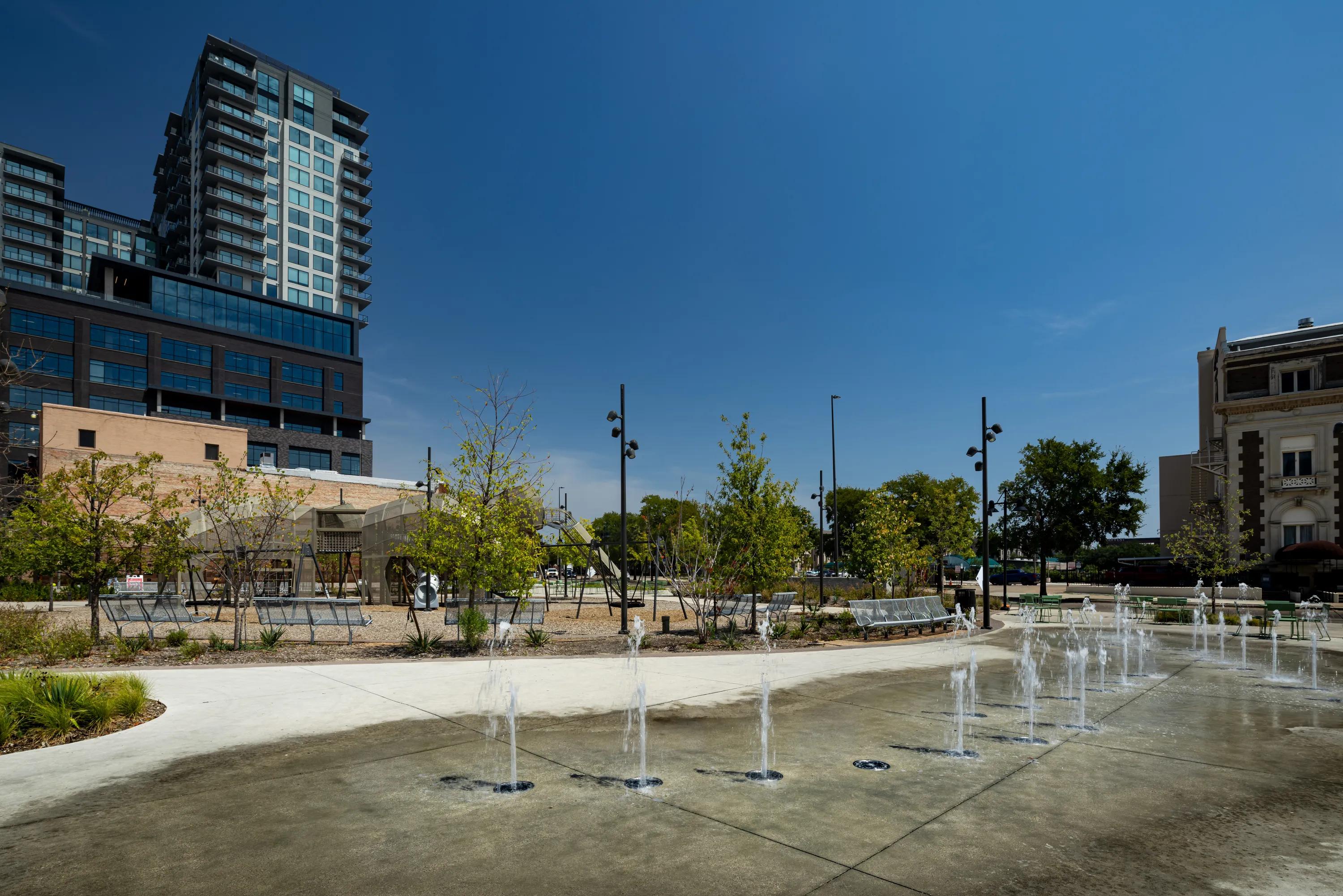 View the Gallery: Modera St. Paul, Dallas Apartments