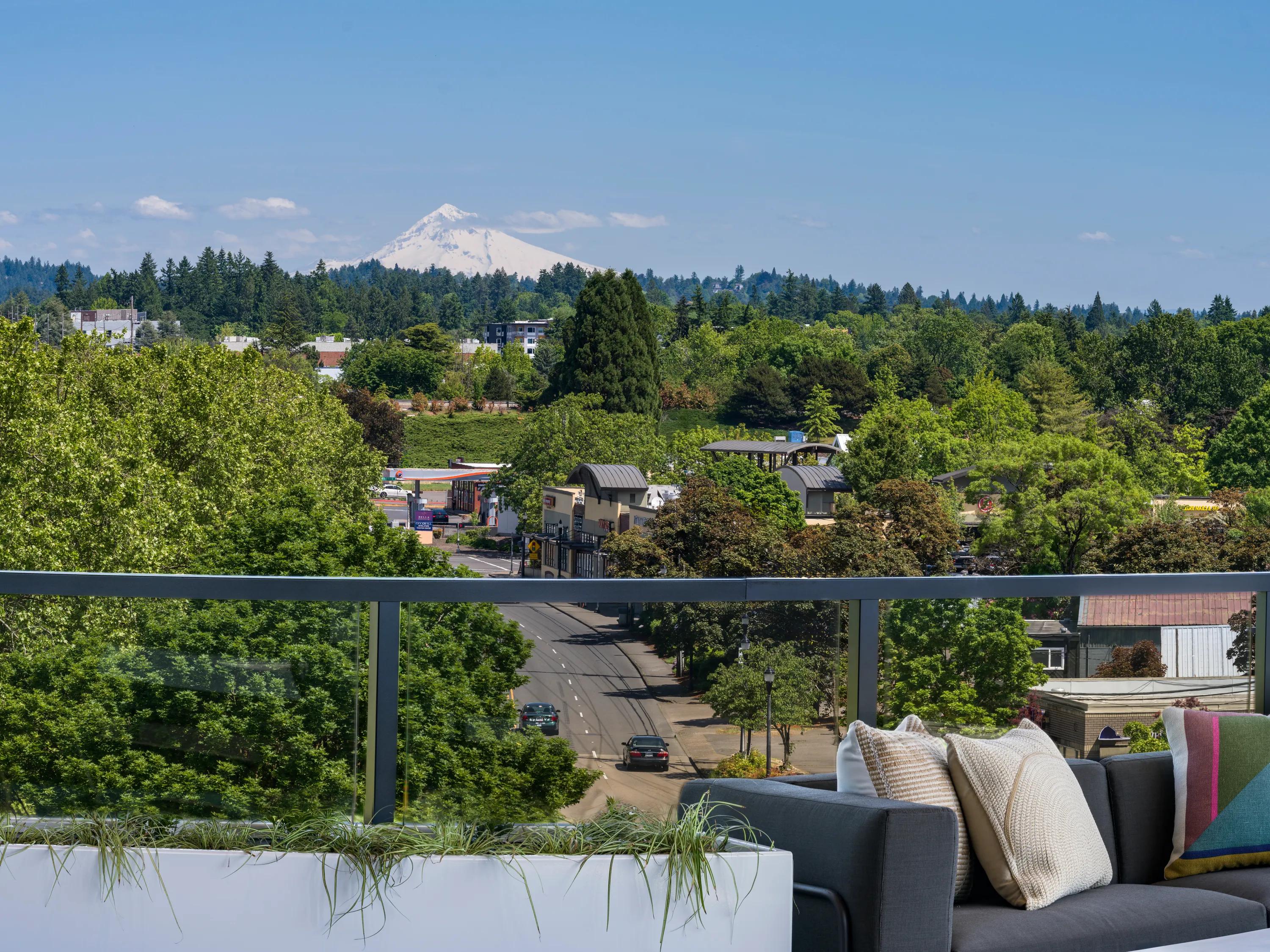 View the Gallery: Modera Beaverton Apartments for Rent