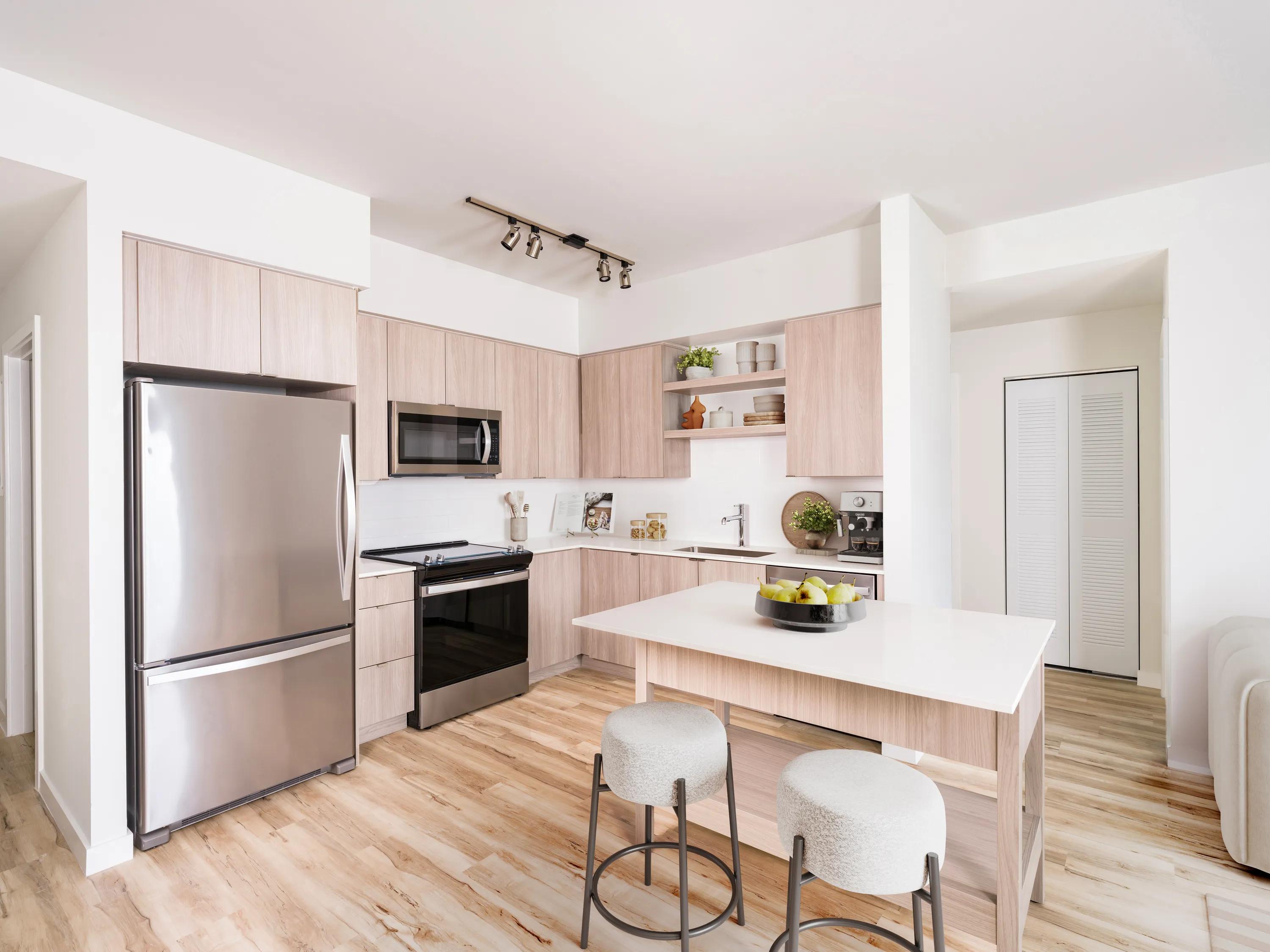 Browse Our Miami, FL Apartment Gallery | View Photos