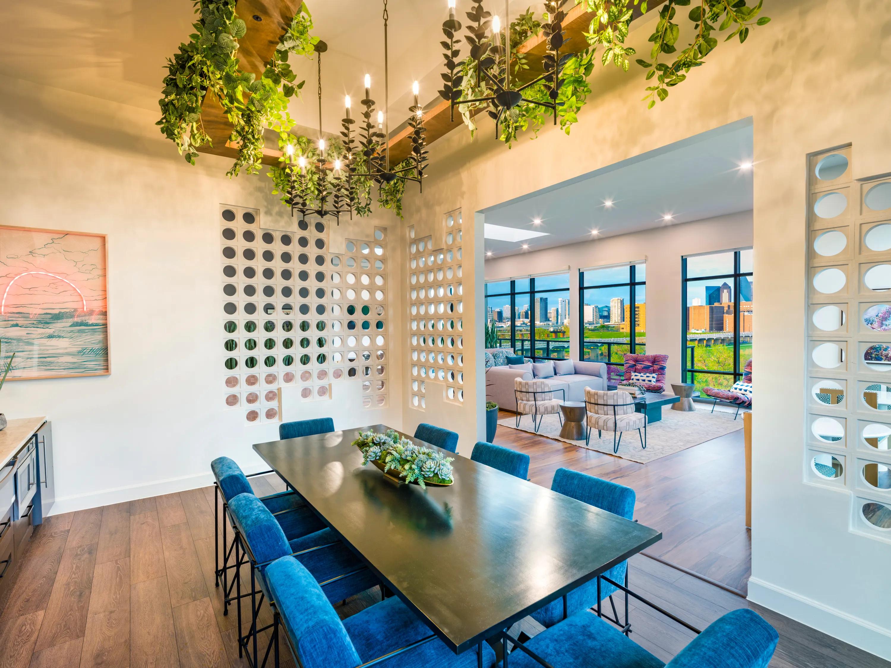 Click through the Photo Gallery Apartments in Dallas, TX