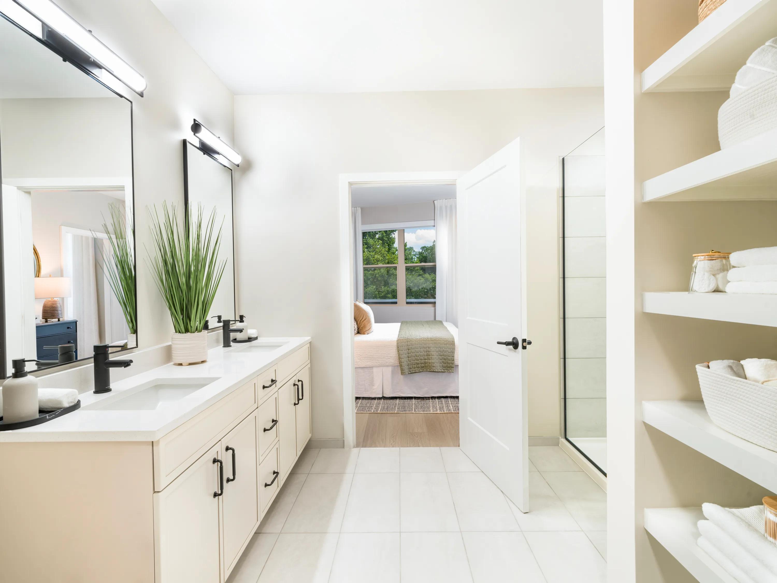 View Photos & Virtual Tours: Apartments in Falls Church, VA